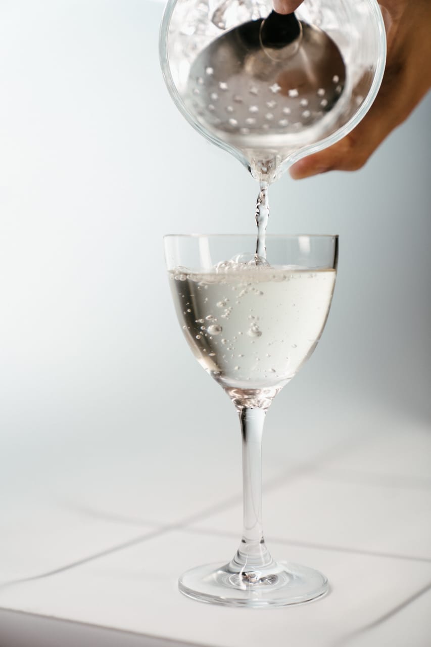 White Mischief Flavoured Vodka Mango+MINT - DrinksBuff